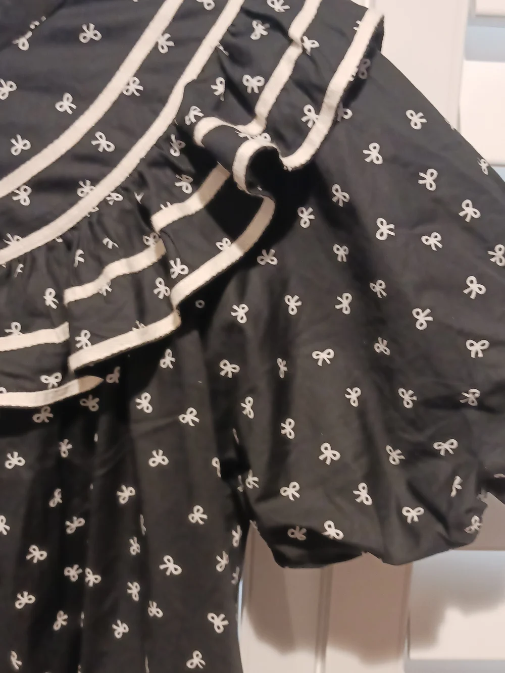 entro | Dresses | Entro Black Puff Sleeve Ruffle Mini Dress With Cream ...